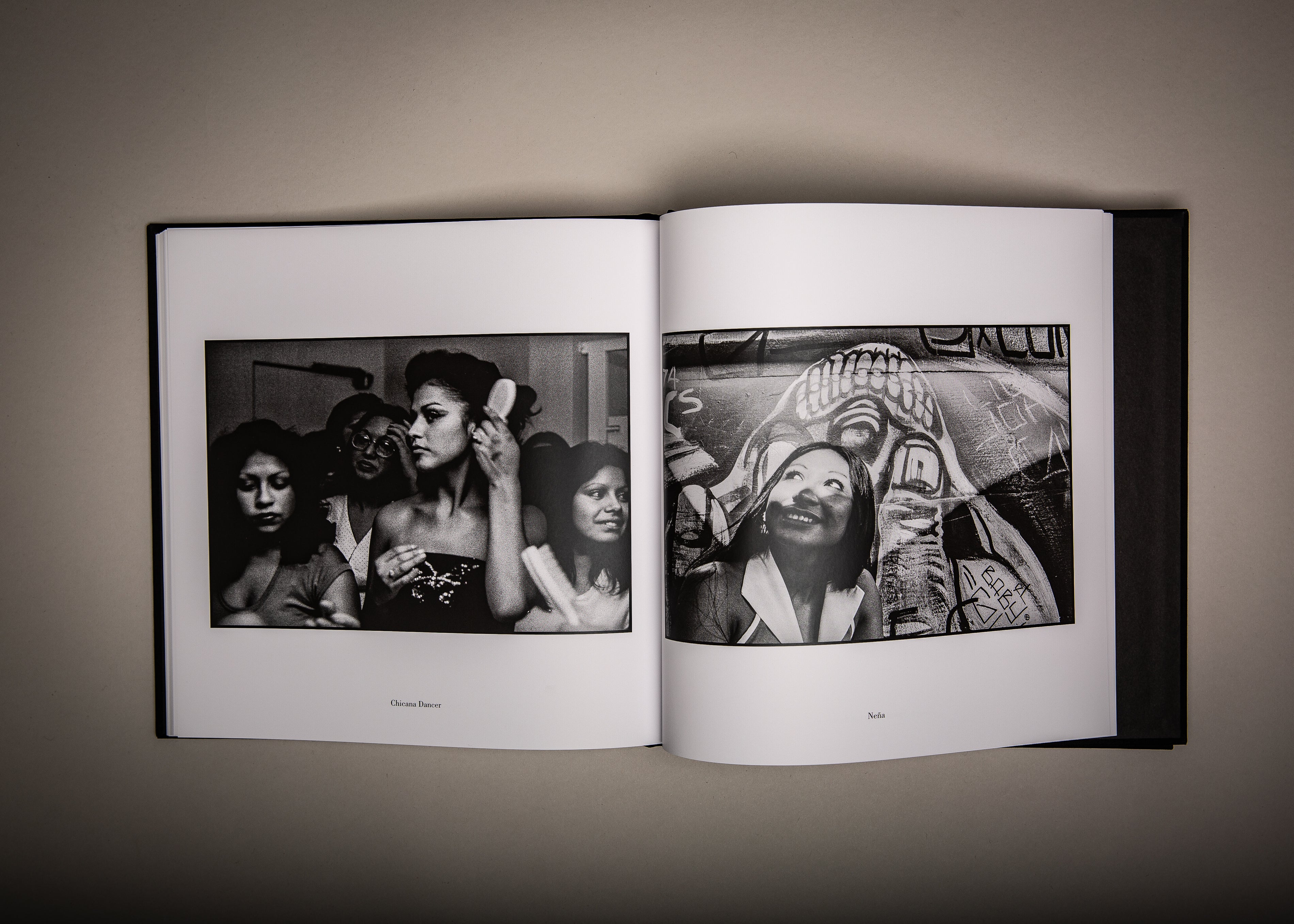 Street Writers: A Guided Tour of Chicano Graffiti